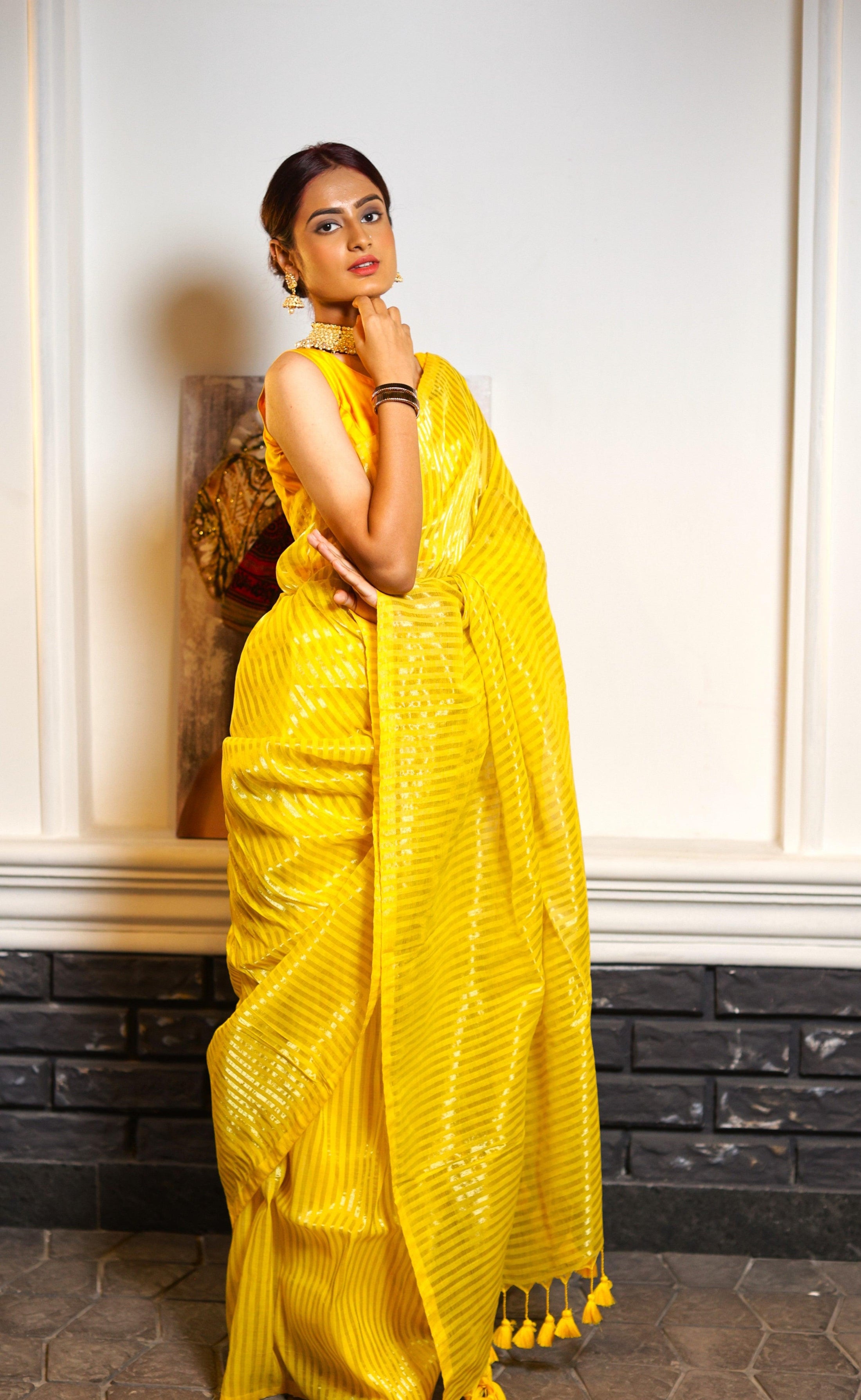 Shop the Best Sarees at Label Mavi – Free Shipping on All Orders!